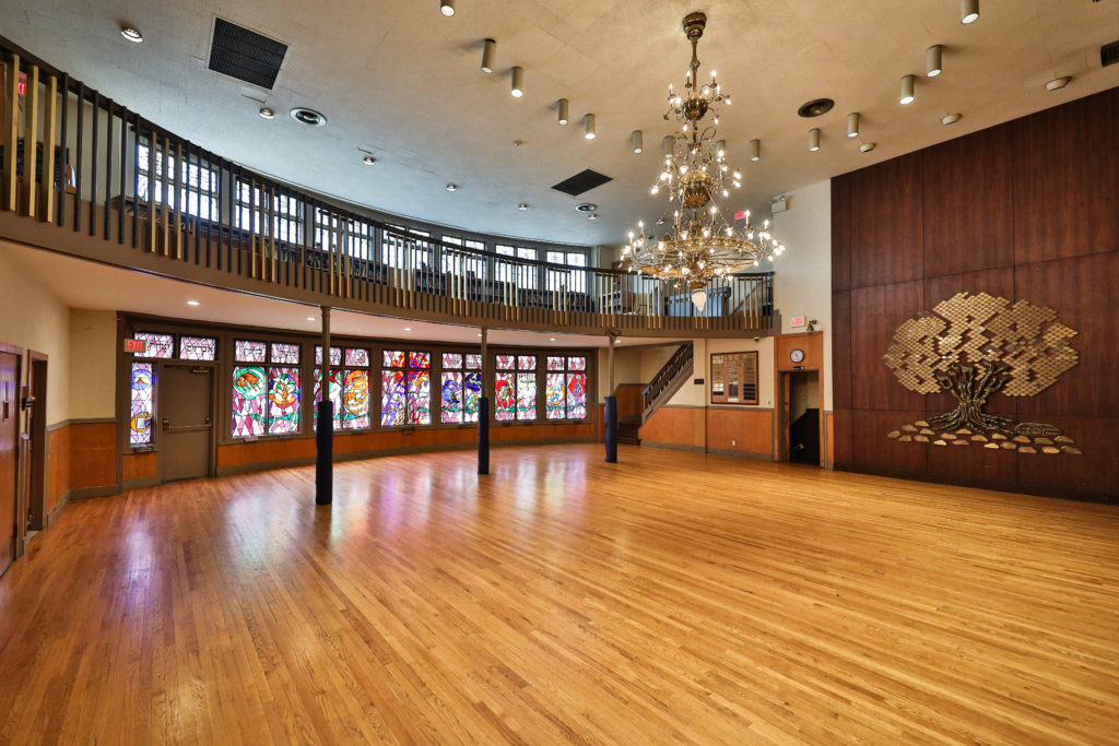 Temple Beth Zion synagogue held its first services in our breathtaking ...